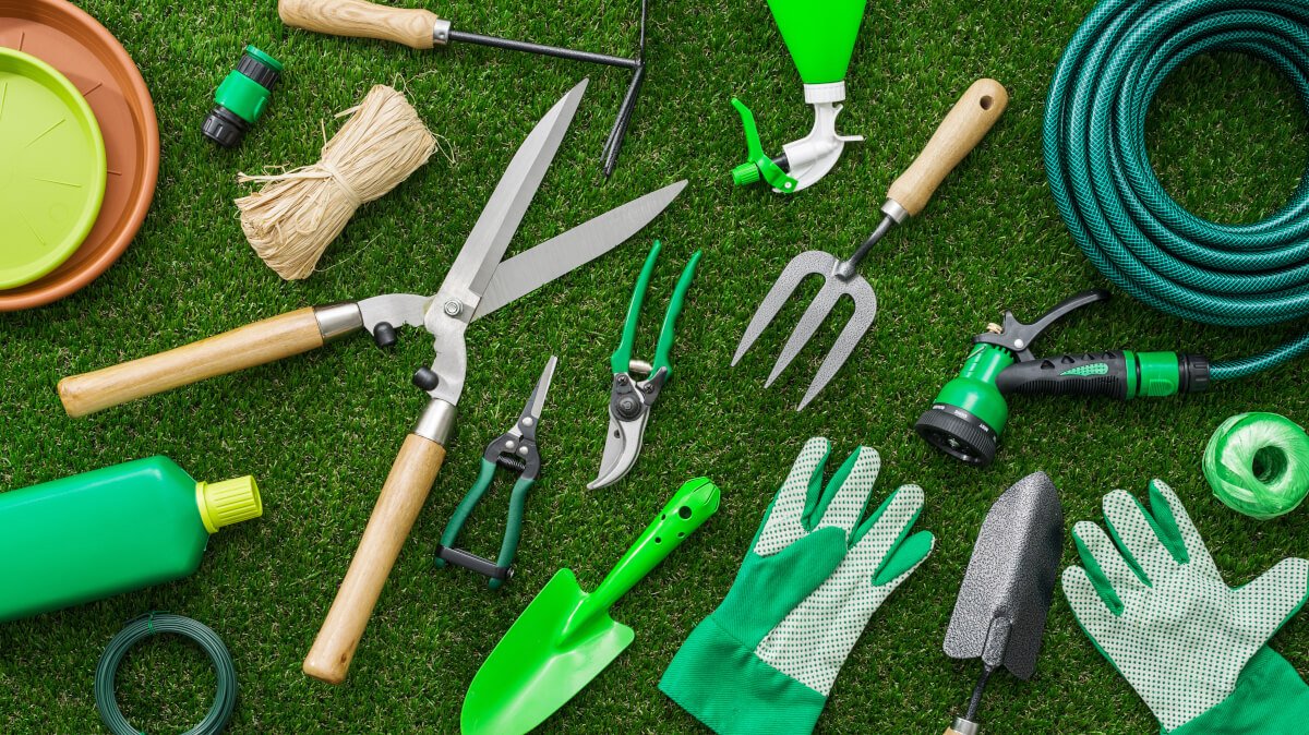List of the Essential Gardening Tools
